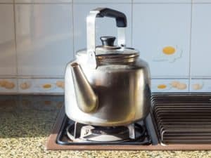 How Do You Clean The Outside Of A Burnt Tea Kettle? | Shiny Clean Kitchen